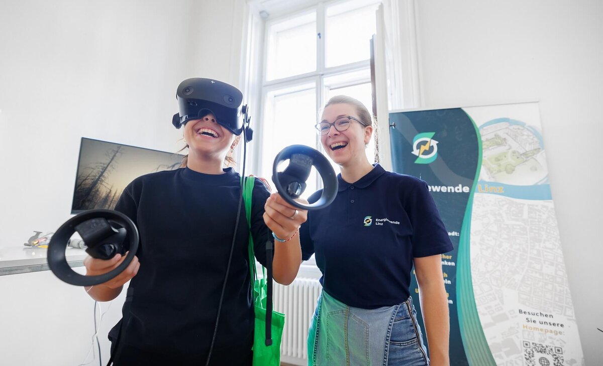 Das war der Girls! TECH UP-Erlebnistag 2023 in Wien - OVE