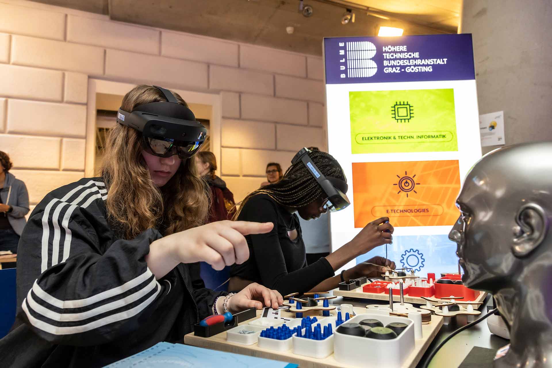 Girls! TECH UP-Premiere in Graz war sehr erfolgreich - OVE