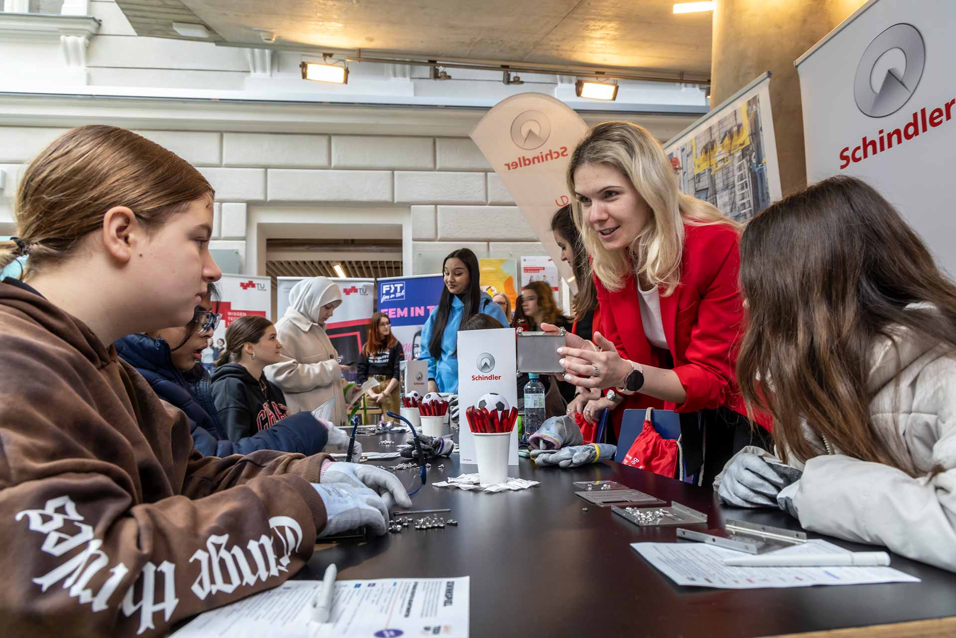 Technik-Zukunft für Mädchen: Girls! TECH UP begeistert in Graz - OVE
