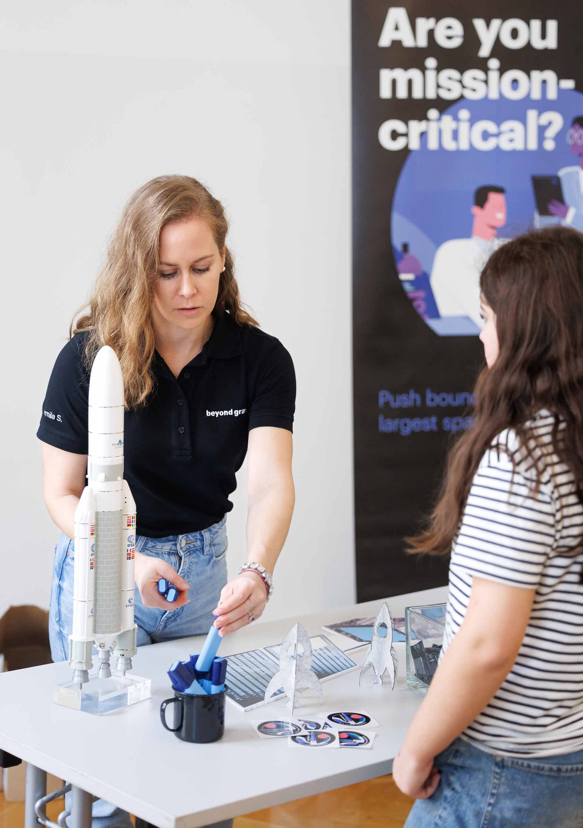 Zukunftstechnologien im Fokus: Girls! TECH UP in Wien mit begeisterten ...