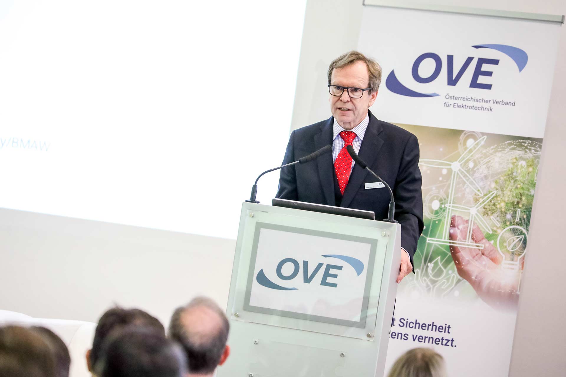Im Zeichen von Green Tech: Rückblick auf den OVE Innovation Day 2023 - OVE