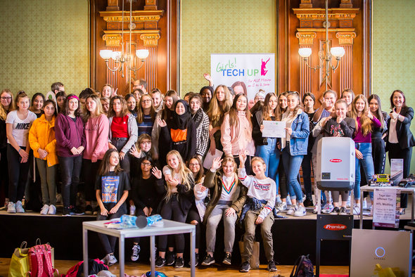 OVE begeistert Mädchen für Technikjobs: Rekordteilnahme bei Girls! TECH ...